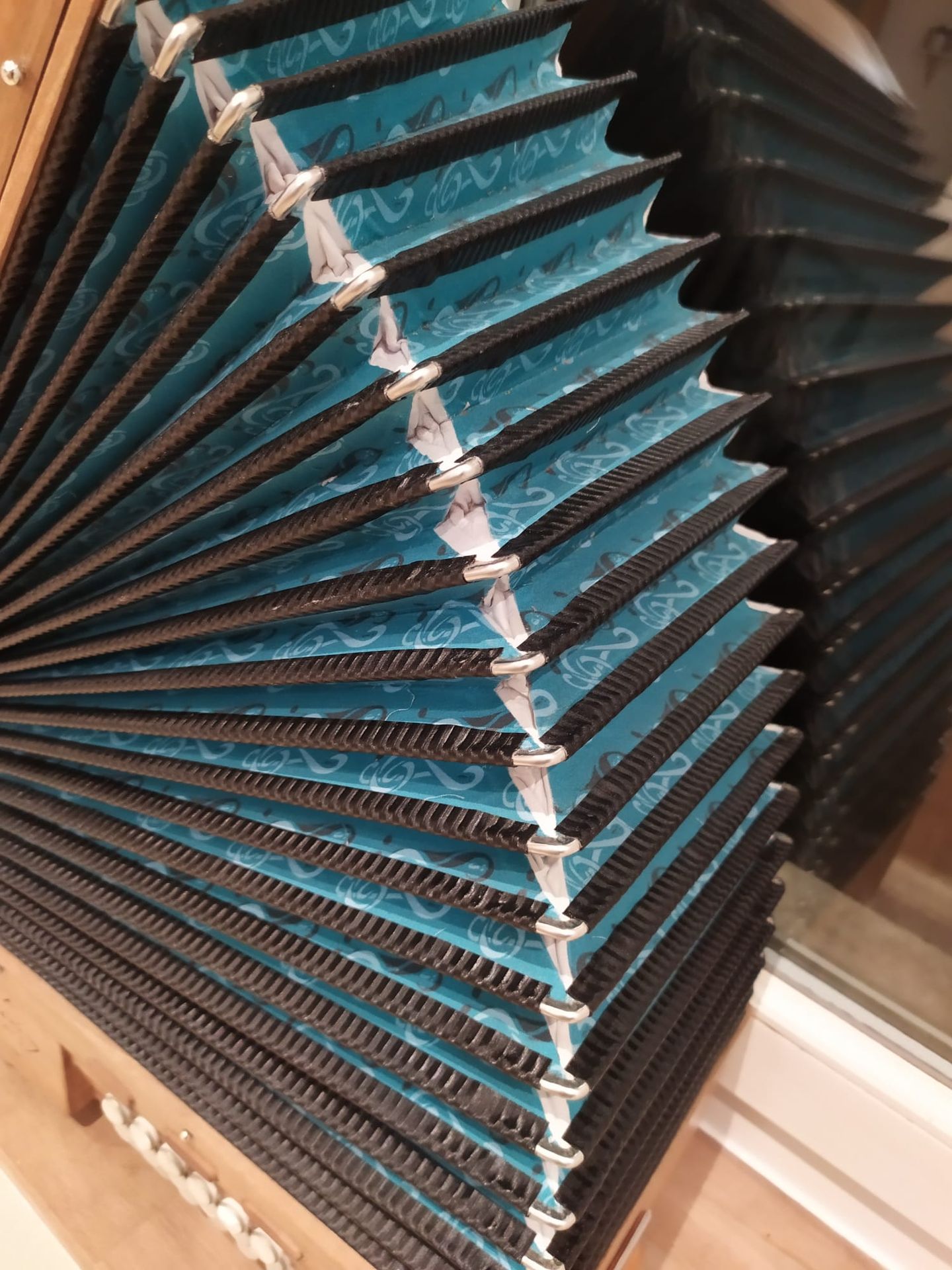 Rôle et fabrication d'un soufflet d'accordéon